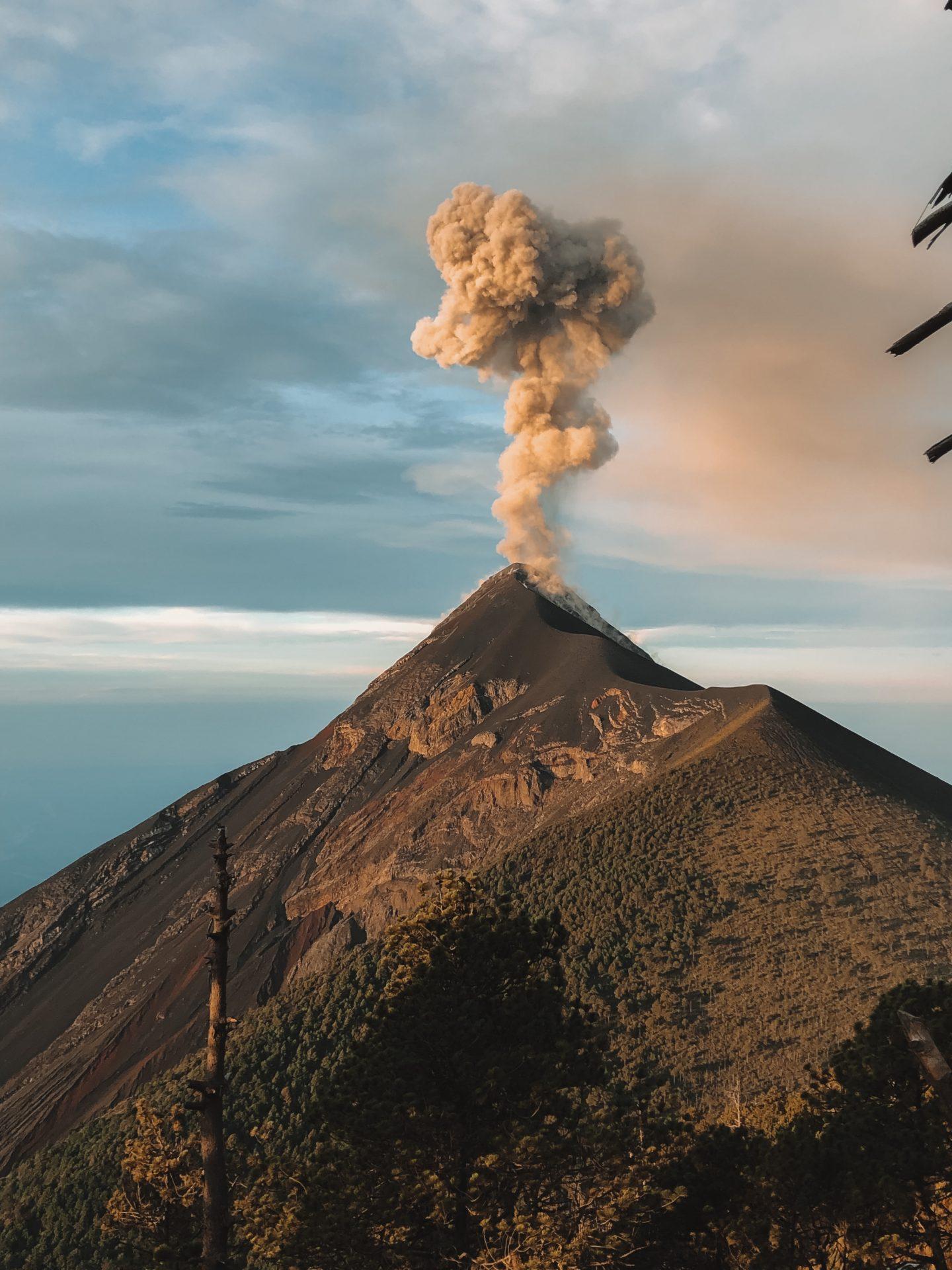 Acatenango hike: how to prepare? - Anothershittytravelblog
